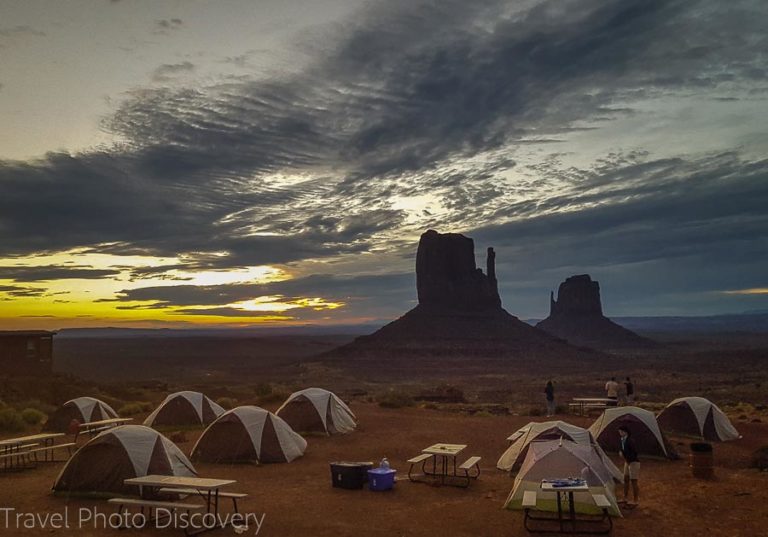 Visiting And Touring Monument Valley In Utah